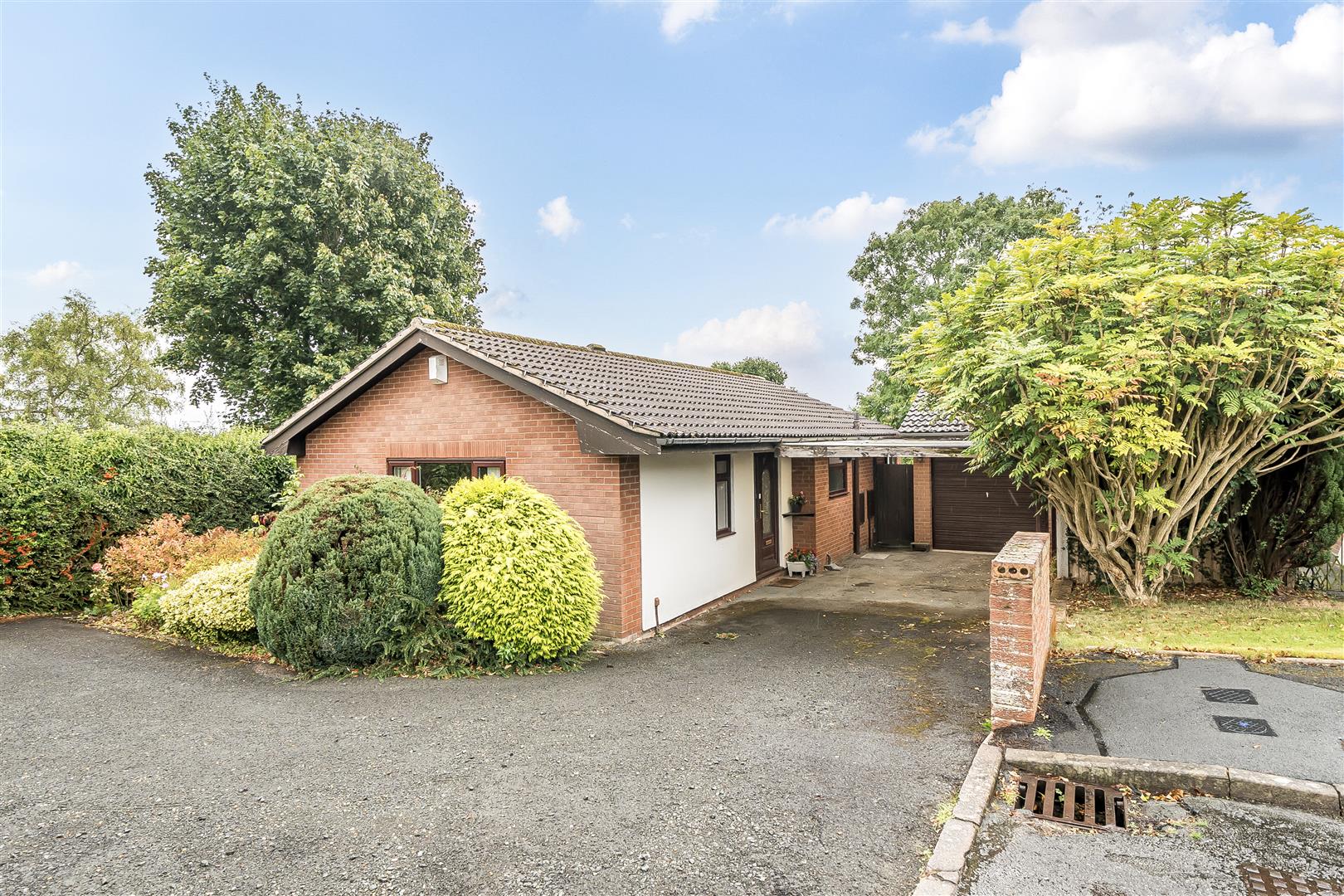 10, Breidden Close, Oswestry, SY11 1TT | Estate Agents & Auctioneers